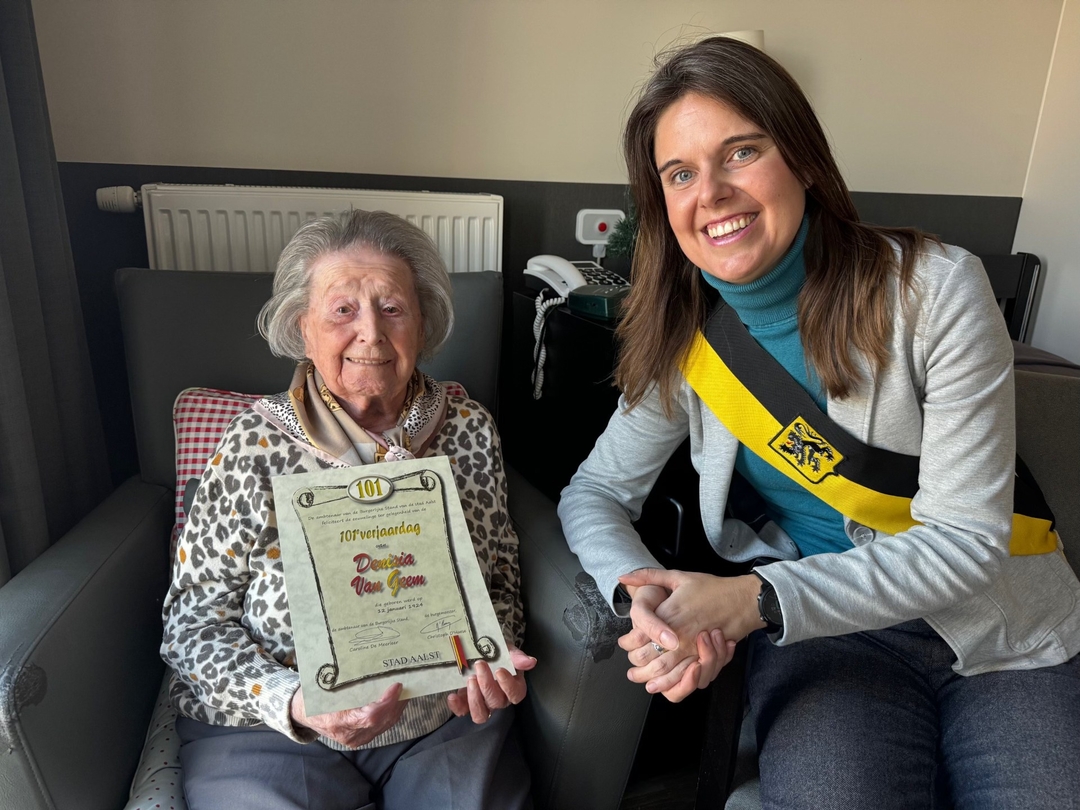 🎉 Denise Van Geem viert haar 101ste verjaardag! 🎂 | Goeiedag Radio