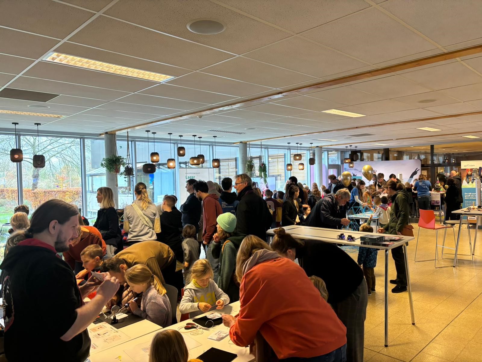 Dag van de Wetenschap! | Goeiedag Radio