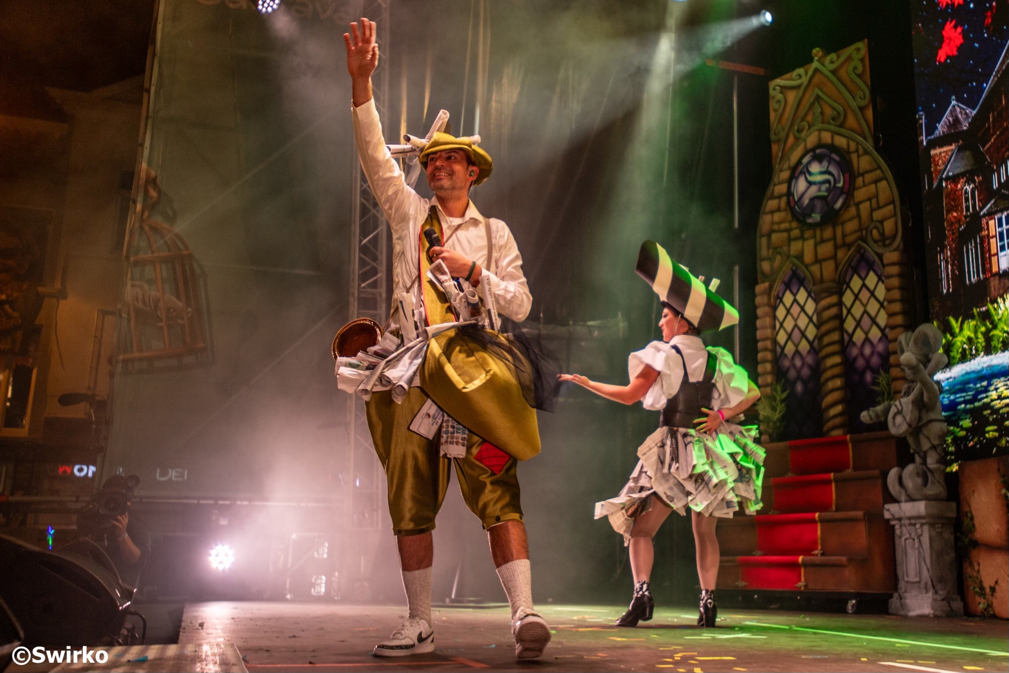 Deel 02 - Een bomvolle Grote Markt zag Vincent Van Caekenberghe Prins ...