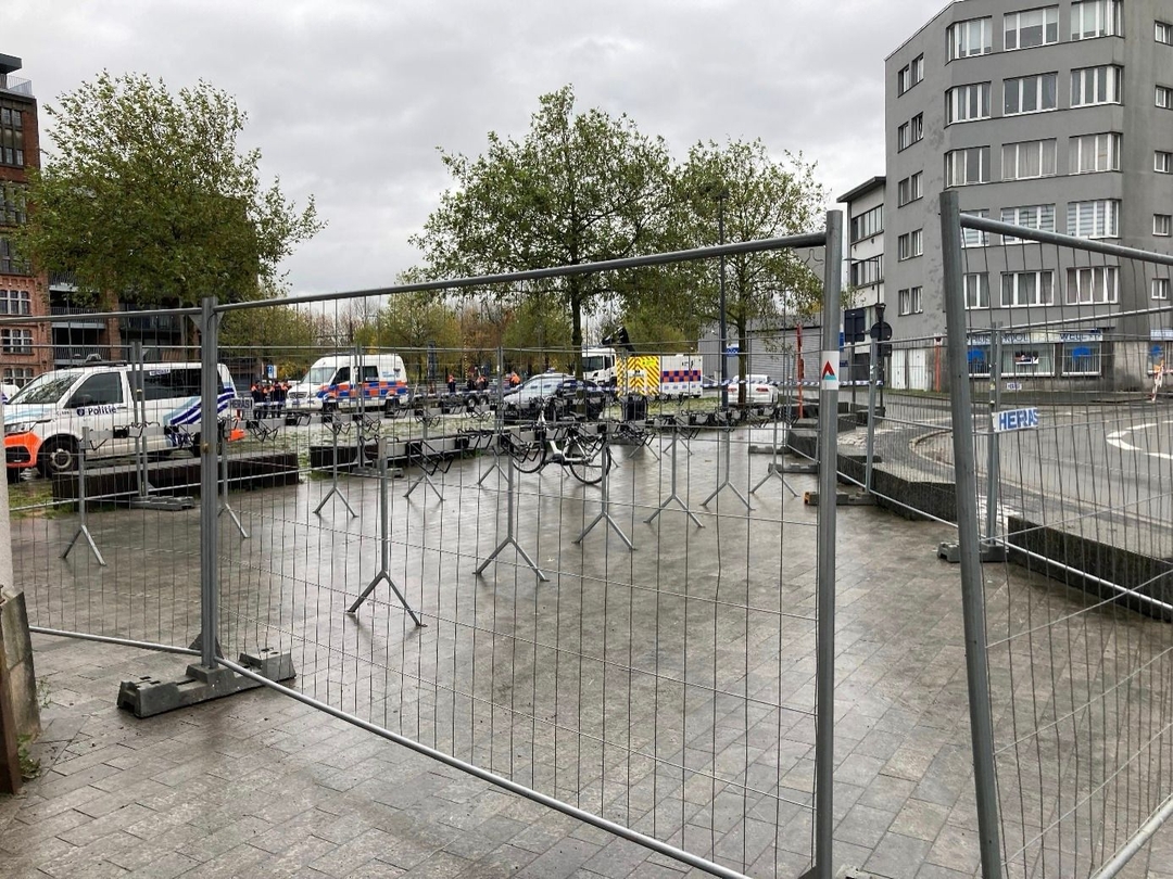Stad Aalst organiseert een tijdelijke fietsenstalling aan het Werfplein ...